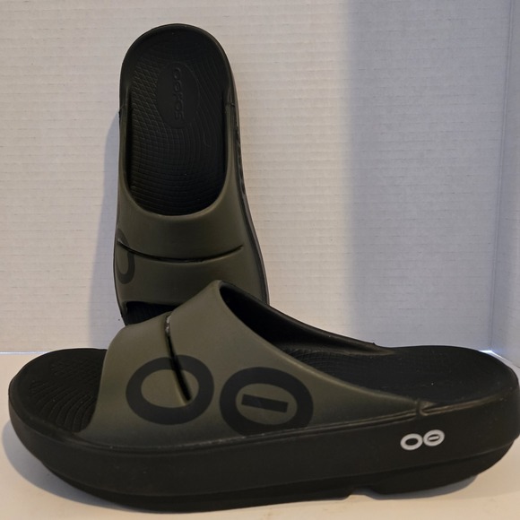 OOFOS | Shoes | Oofos Ooahh Sports Slide Tactical Green Recovery ...